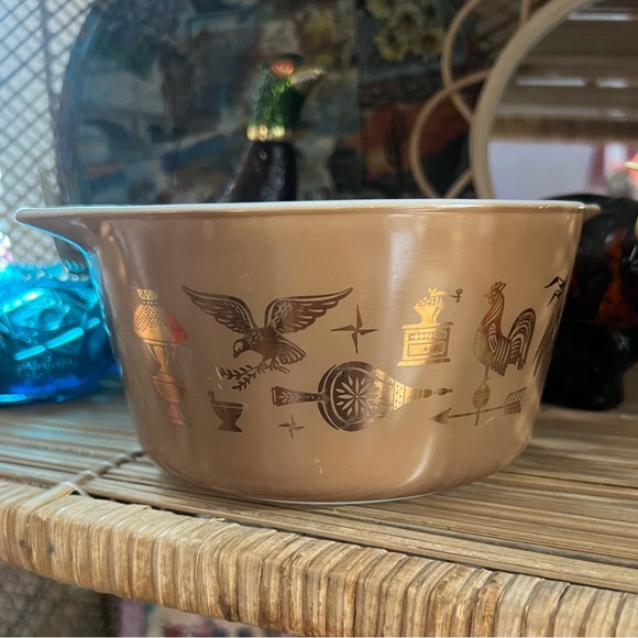 Pyrex | Dining | Vintage Early American Design Brown Pyrex Bowl | Poshmark